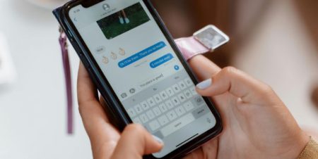 DM Meaning in Text, Instagram, and Internet Slang