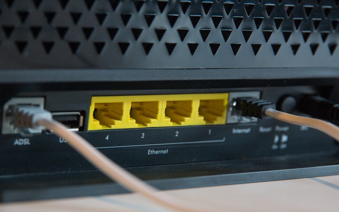 How to Boost Weak WiFi Signals in Large Homes Using Mesh Networks ...